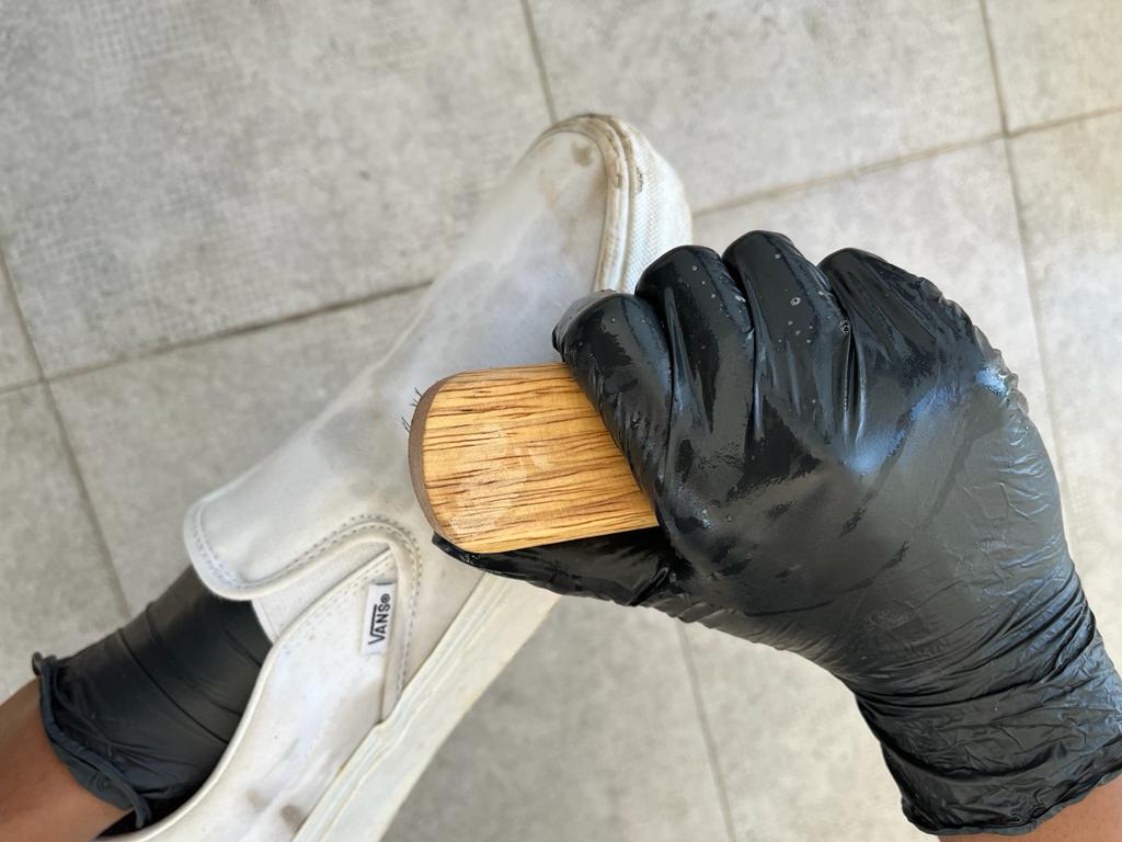 Kicks Cleanique - Best Sneaker and Shoe Cleaners in Sri Lanka